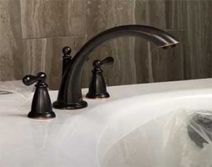 Deck Mounted Vs. Surface Mounted Taps (2025): The Differences