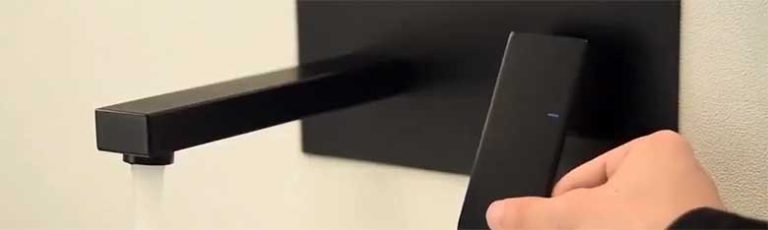 Deck Mounted Vs. Surface Mounted Taps: Which Style Fits Your Bathroom?