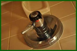 Difference Between Delta 1500 And 1700 Series Shower Kit