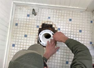 Offset Toilet Flange Problems: Troubleshooting With Right Installation