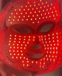 Luma LED Skin Therapy Mask Reviews: Why You Should Grab It Today?